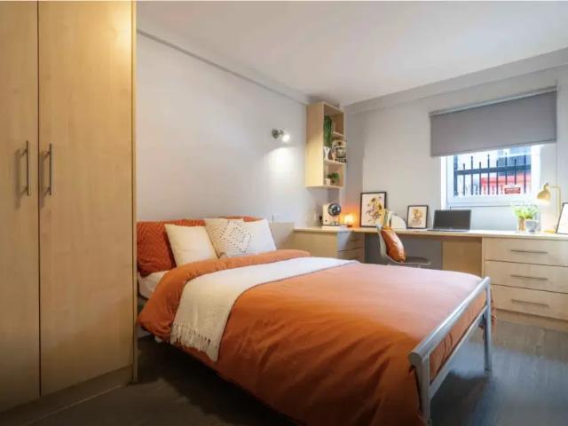 Room at Fitzwilliam Street, Sheffield