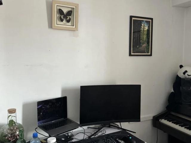 Room at Flanders Crescent, Greater London