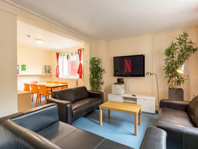 Room at Flodden Road, Greater London