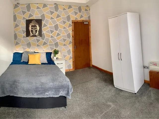 Room at Florence Road, Birmingham