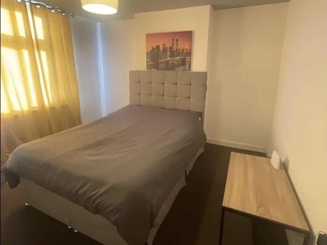 Room at Florence Street, Leicester