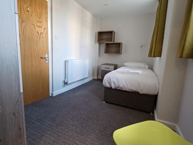 Room at Foley Street, City of Westminster
