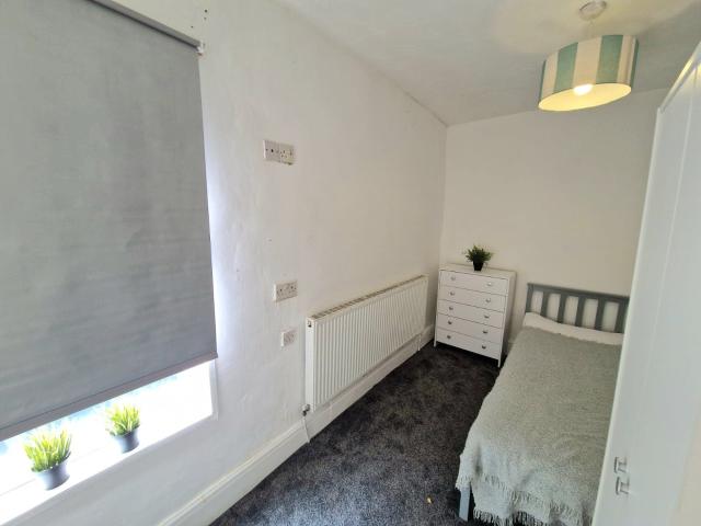 Room at Folly Lane, Warrington