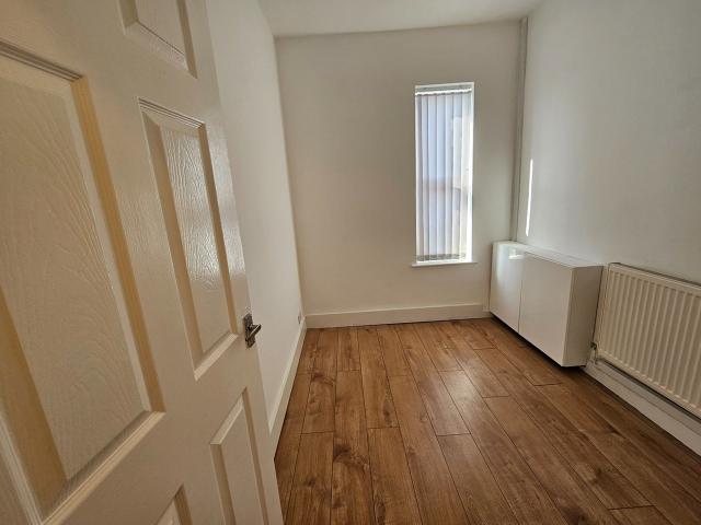 Room at Folly Lane, Warrington