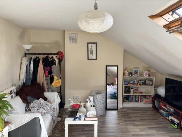 Room at Fonthill Road, Greater London