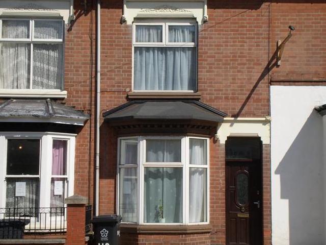Room at Fosse Road North, Leicester