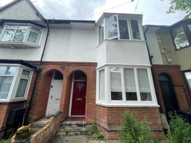 Room at Fosse Road South, Leicester
