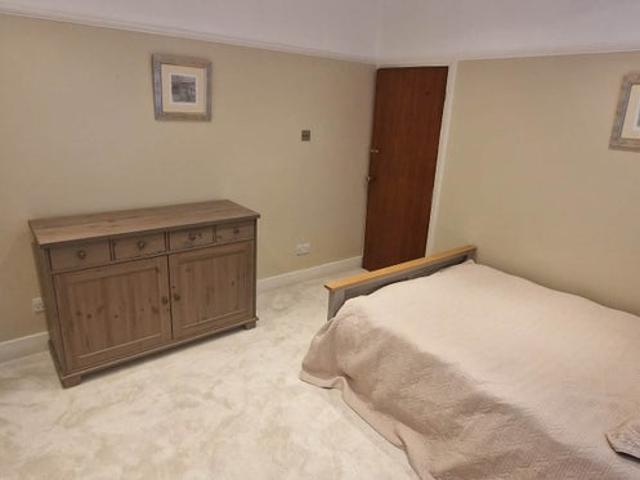 Room at Fossil Road, Greater London