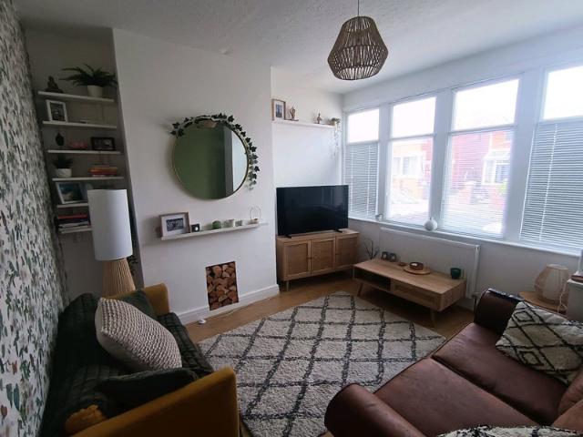 Room at Fordway Avenue, Blackpool