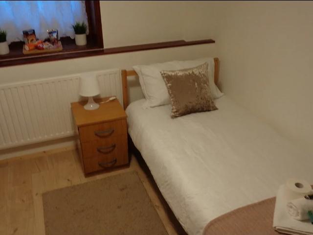 Room at Ford Square, Greater London