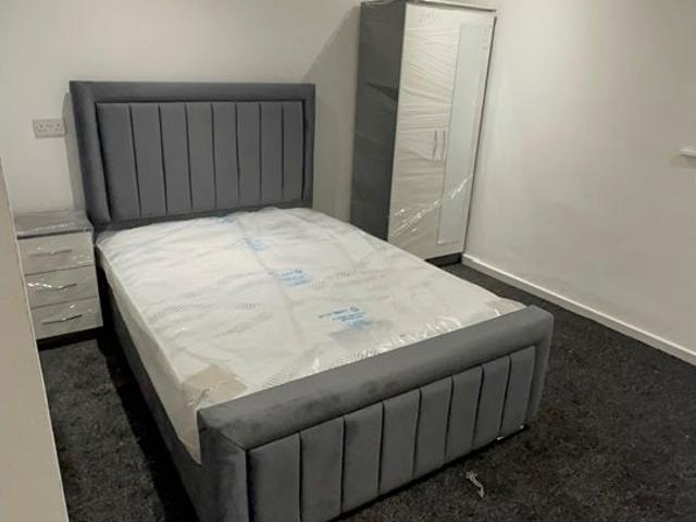 Room at Ford Street, Birmingham