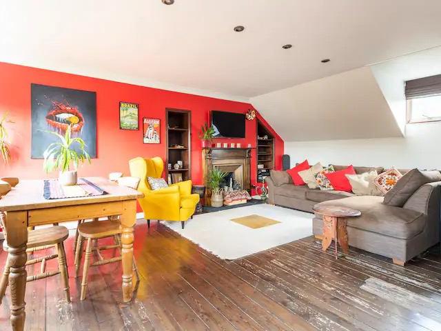 Room at Forest Glade, Greater London