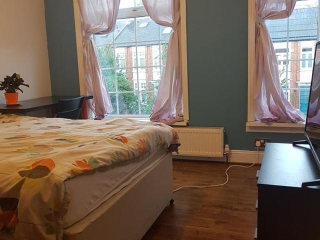 Room at Forest Road, Greater London