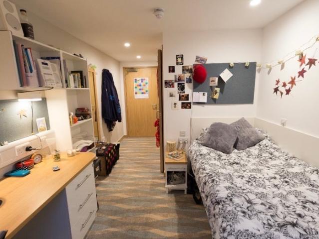 Room at Forrest Road, City of Edinburgh