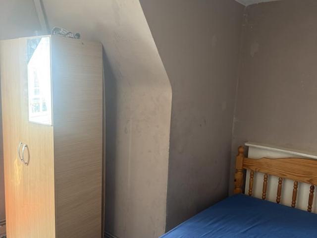 Room at Forster Road, Greater London