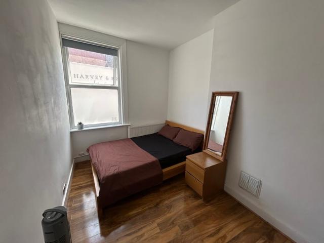 Room at Forster Road, Greater London
