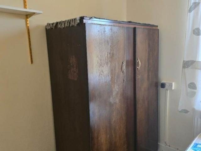 Room at Forty Lane, Greater London
