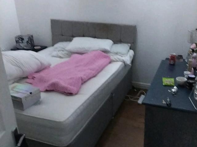 Room at Fortescue Road, Poole