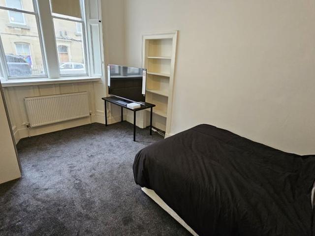 Room at Fowler Terrace, City of Edinburgh
