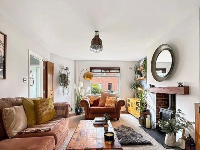 Room at Fowler Road, Coventry