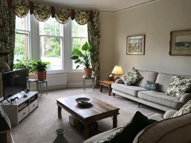 Room at Fotheringay Road, Glasgow