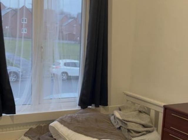 Room at Fountain Lane, Sandwell
