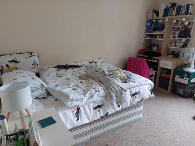 Room at Fountainhall Road, City of Edinburgh
