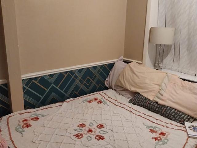 Room at Foundry Mill Street, Leeds