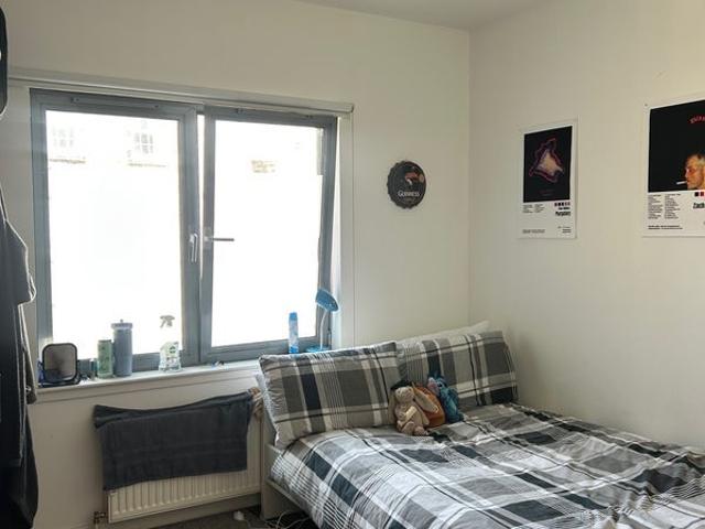 Room at Fox Street, Glasgow