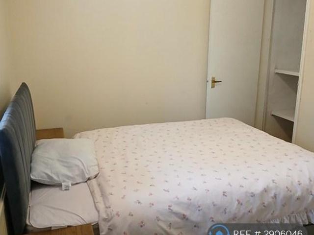 Room at Foxhall Road, Ipswich