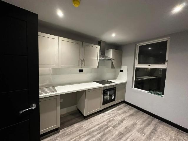 Room at Framfield Road, Greater London