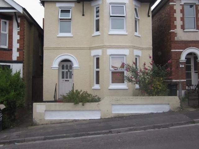 Room at Frampton Road, Bournemouth