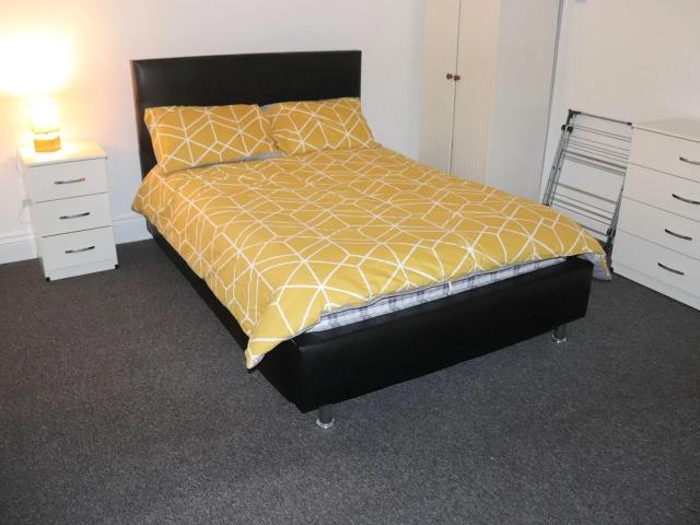 Room at Frances Road, Birmingham