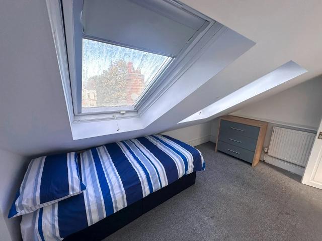 Room at Frances Road, Birmingham