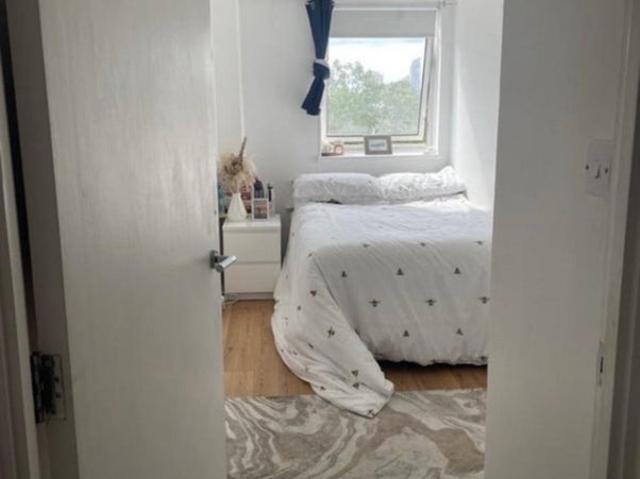 Room at Francis Chichester Way, Greater London