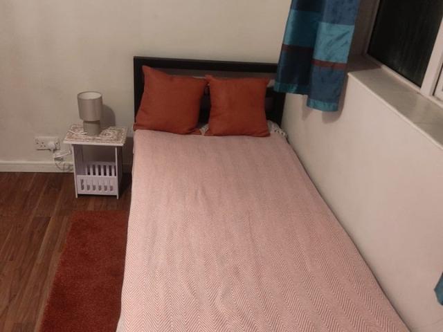 Room at French Horn Lane, Welwyn Hatfield