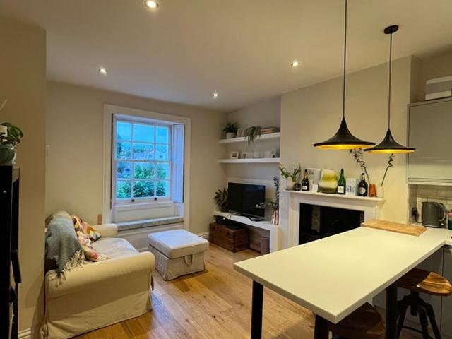 Room at Frederick Place, Bristol