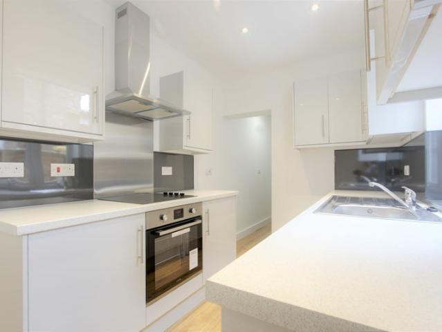 Room at Frederick Street, Luton