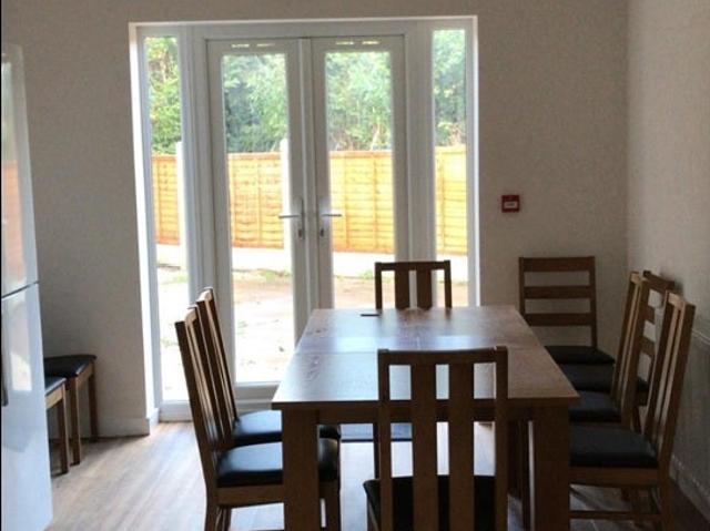 Room at Freeburn Causeway, Coventry