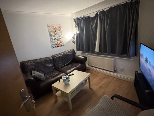 Room at Freeman Court, Greater London