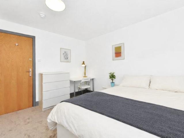 Room at Freeman Court, Greater London