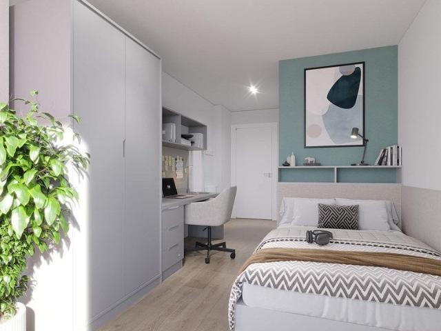 Room at Freestone Road, Bristol