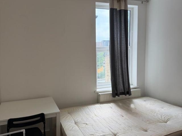 Room at Frith Road, Greater London