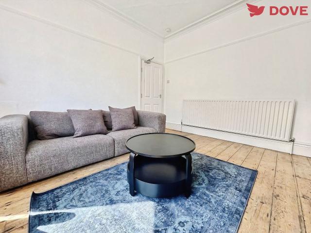 Room at Guest Road, Sheffield