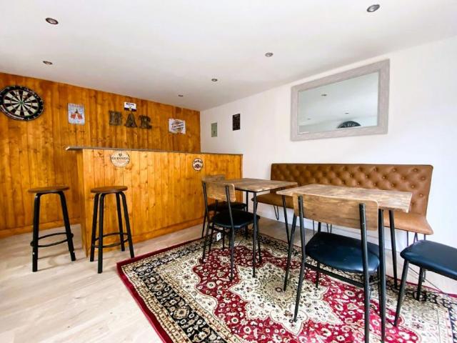 Room at Guildford Road, Canterbury