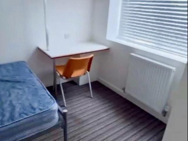 Room at Guildford Street, Stoke on Trent