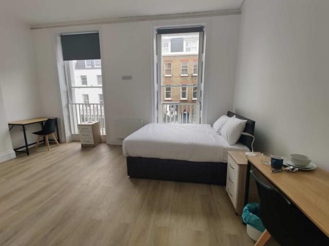 Room at Guilford Street, Greater London