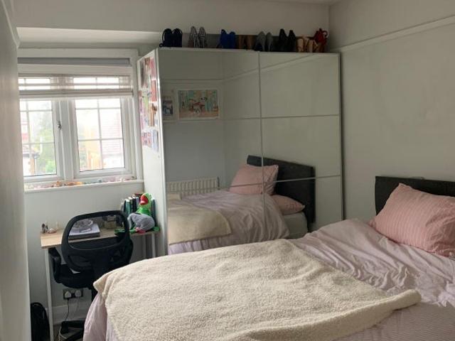 Room at Gunnersbury Lane, Greater London
