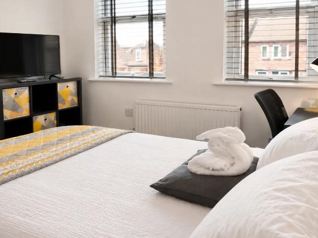 Room at Gabrielle Close, Nottingham