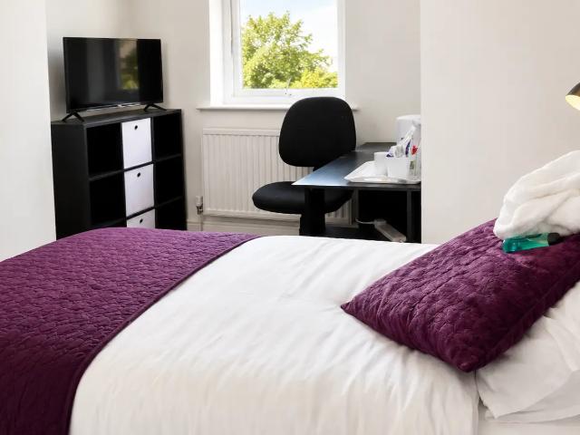 Room at Gabrielle Close, Nottingham